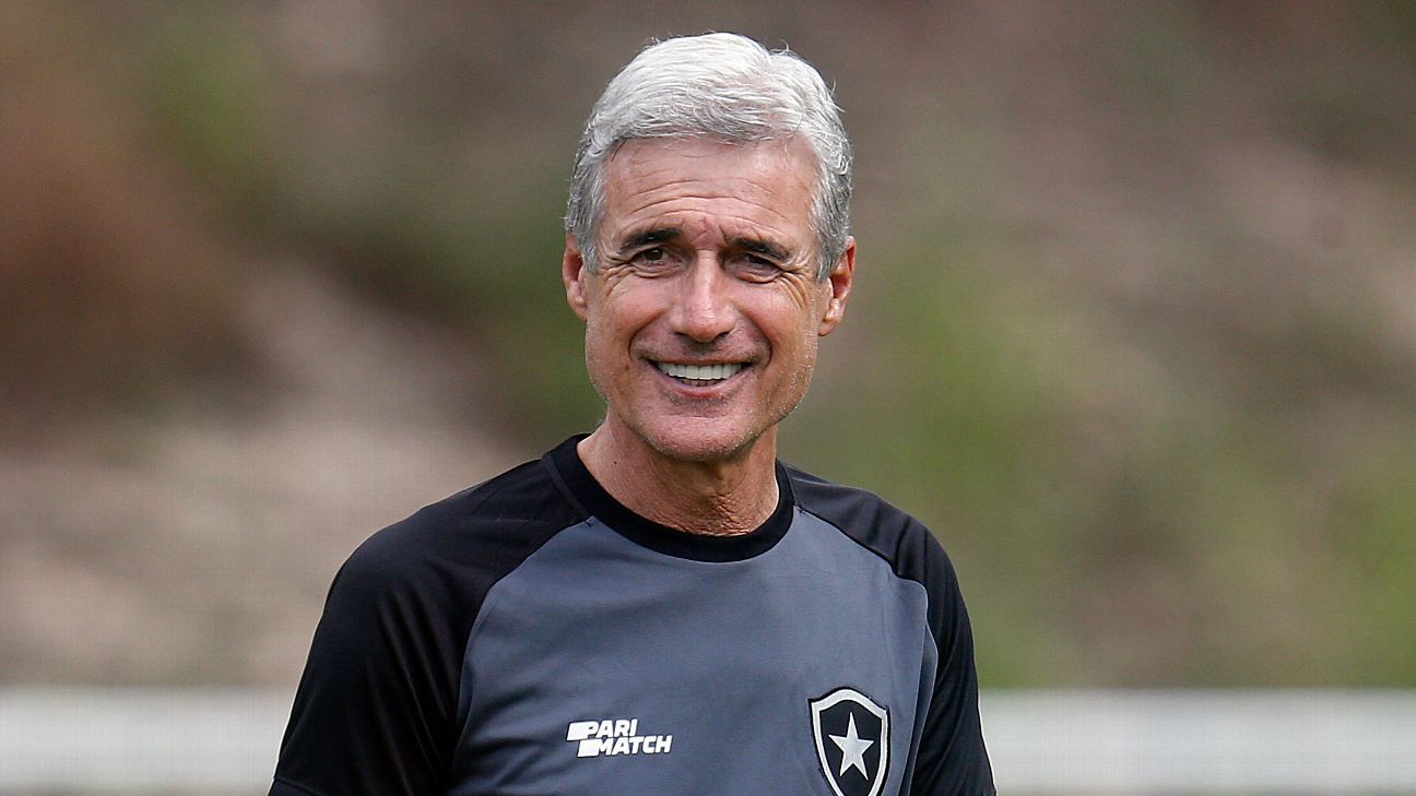 Luís Castro responde sobre chance de trocar Botafogo pelo Al Nassr - ESPN