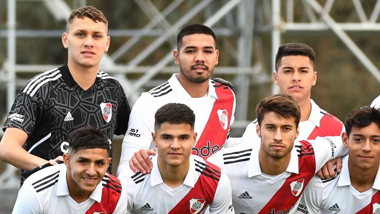 Héctor David Martínez volvió a jugar en la Reserva de River, después de ...
