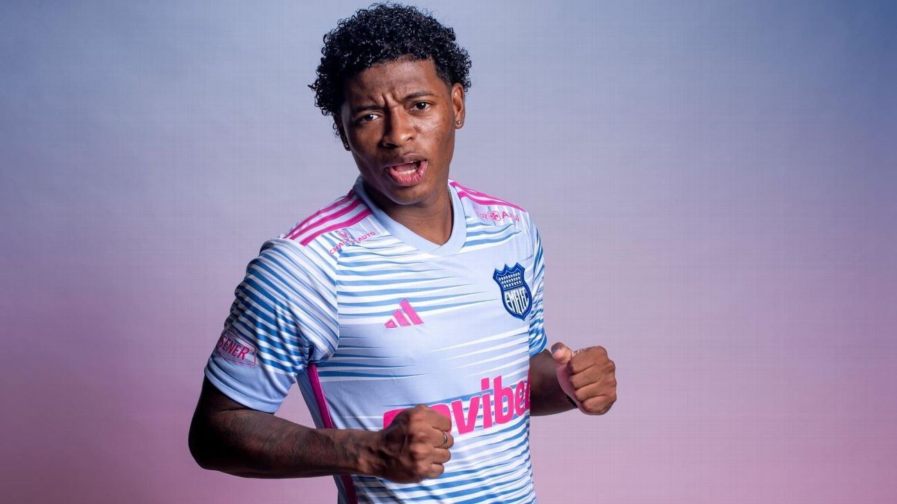 Emelec presentó su nueva indumentaria alterna - ESPN
