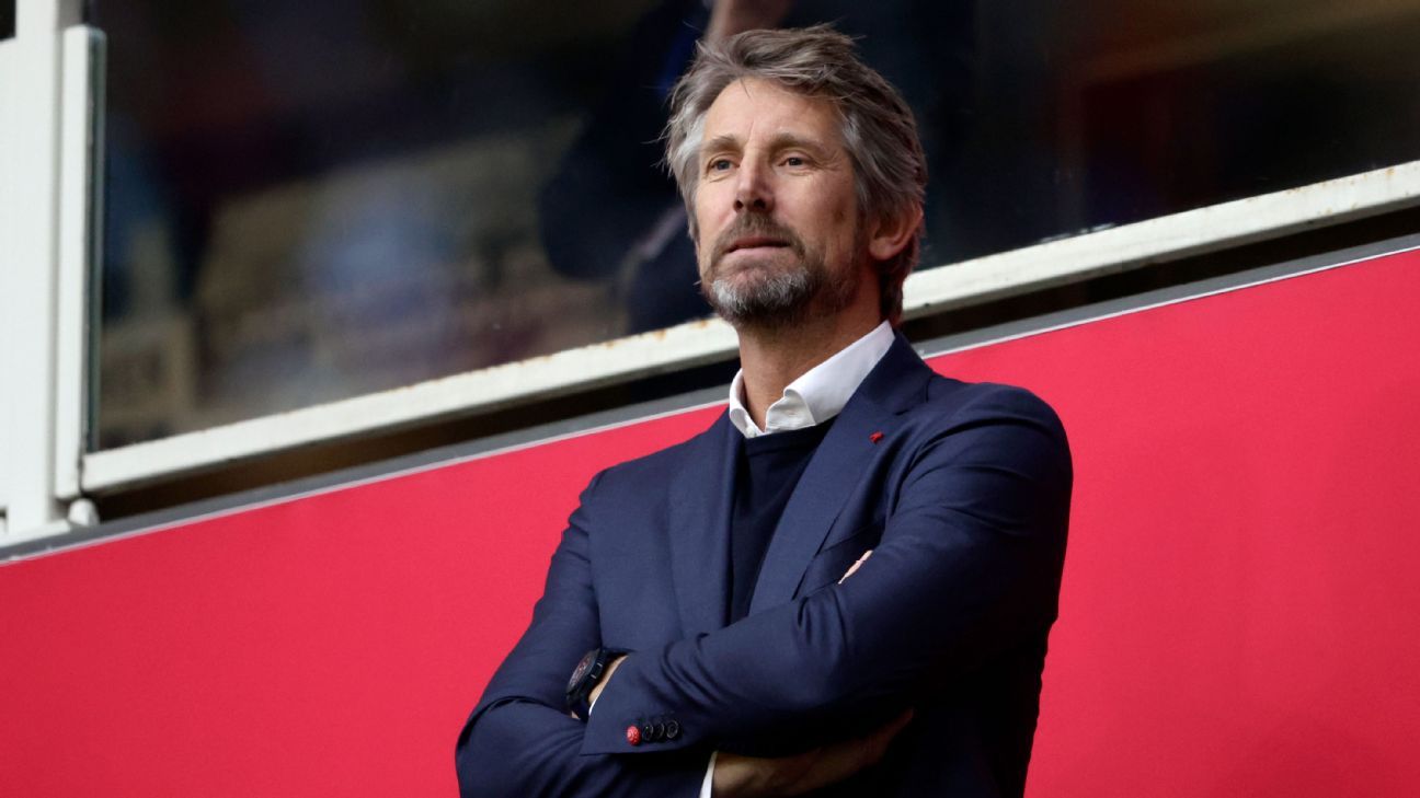 Ex-Manchester United GK Van der Sar leaves intensive care - ESPN