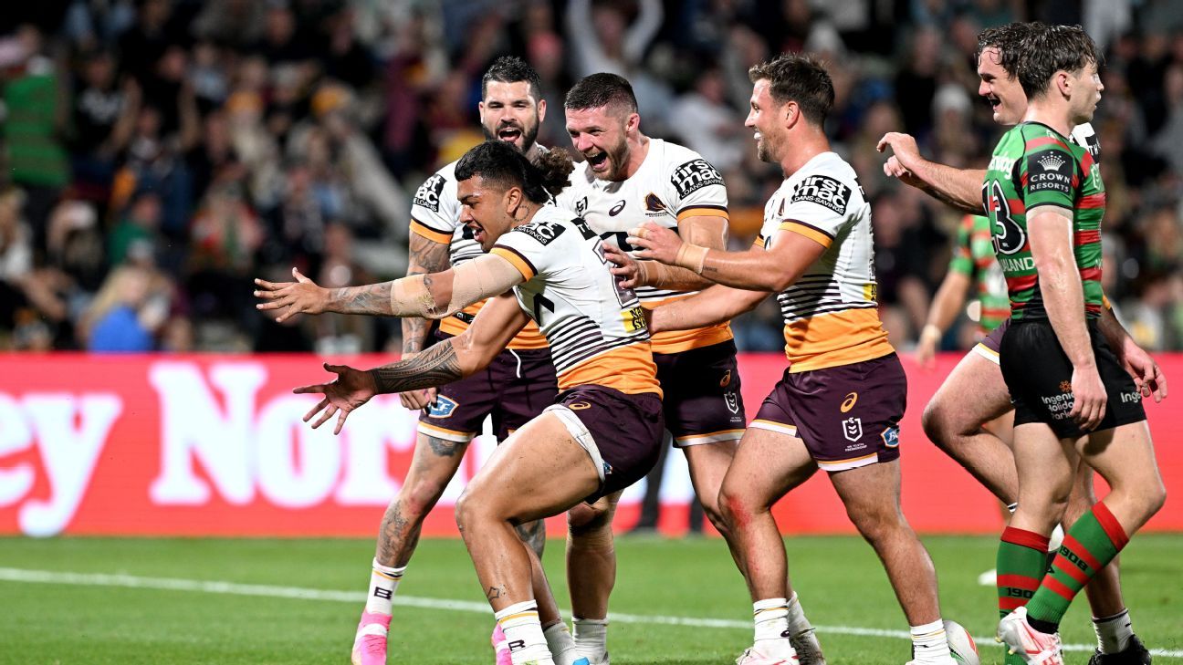 Walsh magic inspires Broncos win over woeful Rabbitohs - ESPN