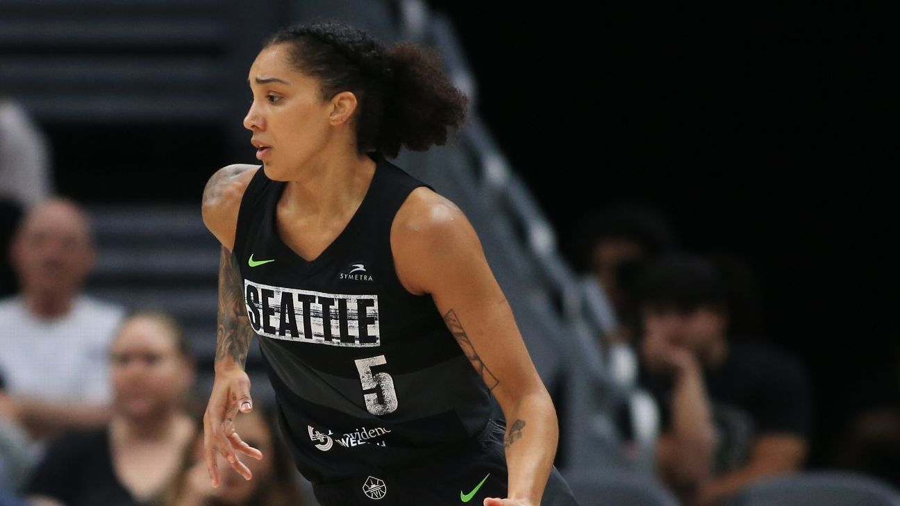 Storm's Gabby Williams likely done for season with foot injury - ESPN