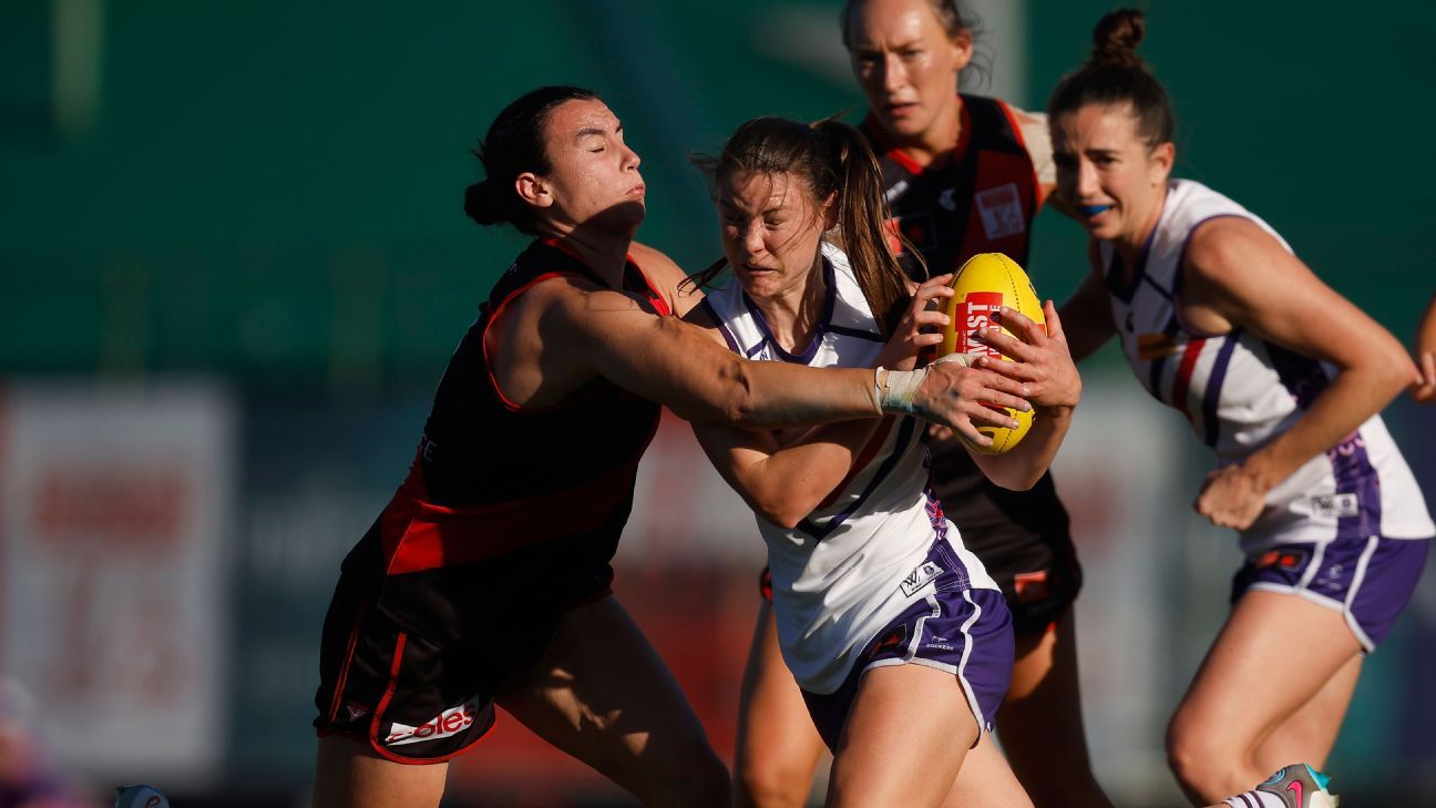 Essendon take down Fremantle for third AFLW win - ESPN