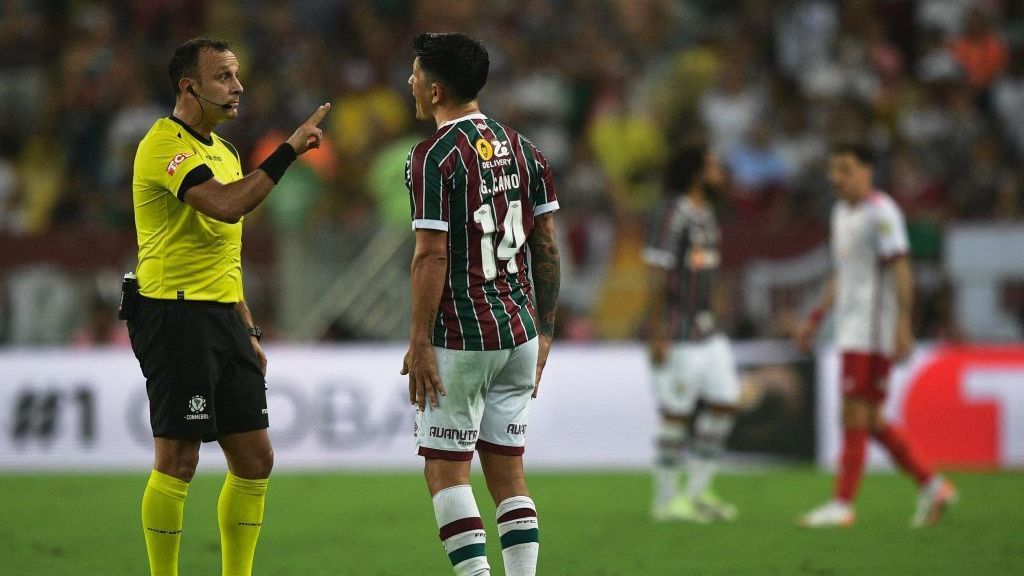 Renata Ruel diz que Cano merecia vermelho em Fluminense x Inter - ESPN