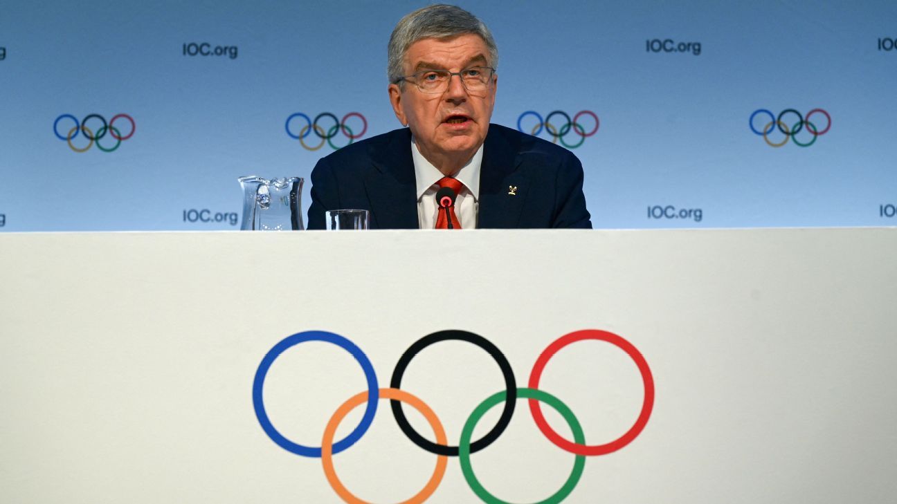 7 IOC members enter race to succeed Thomas Bach as president - ESPN