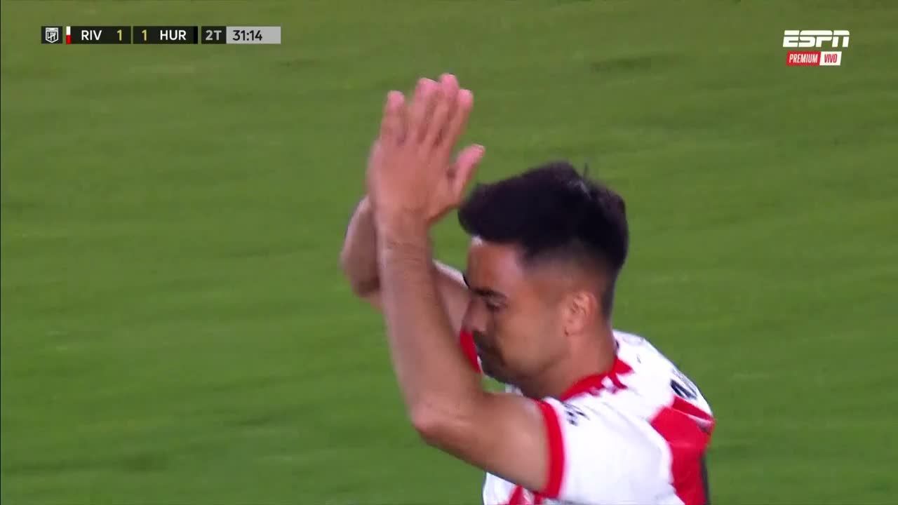 El Pity Martínez anotó por primera vez en su regreso a River y concretó ...