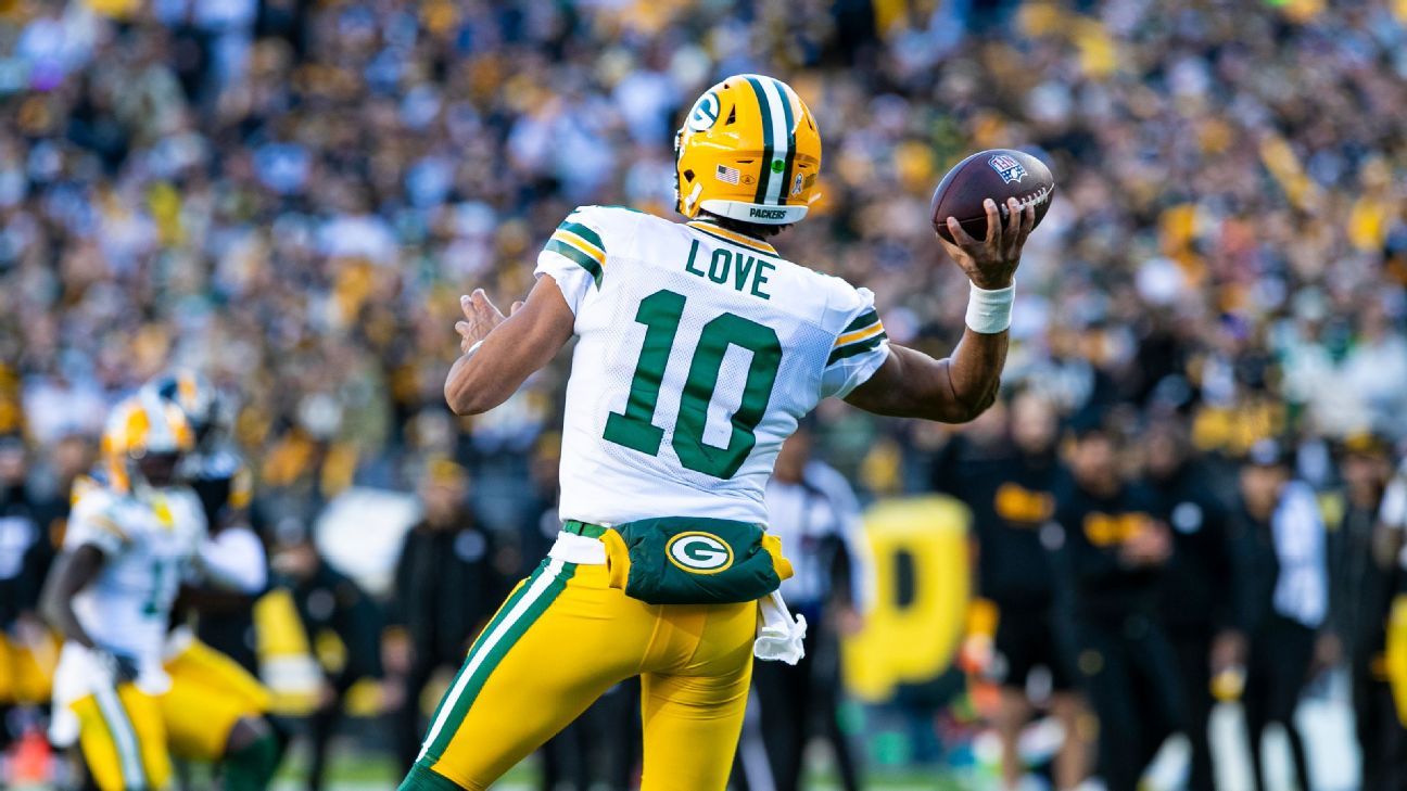 Packers' Jordan Love still looking for a go-to pass-catcher - ESPN