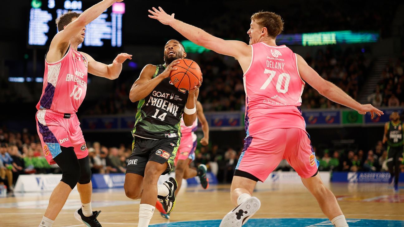 NBL Week 9 Craig Moller hurt as Phoenix overrun Breakers in NBL - ESPN