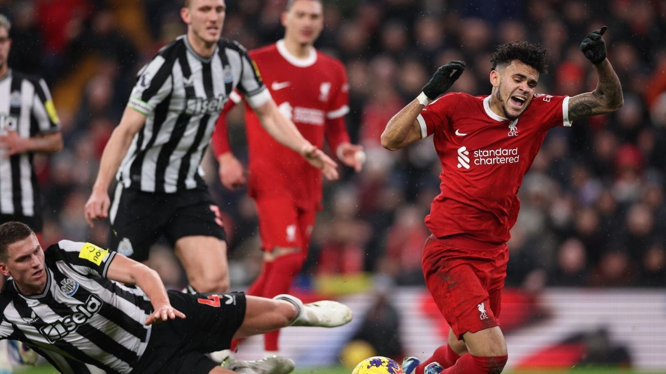 Díaz, a convencer a Klopp de su titularidad en Arsenal vs. Liverpool de FA Cup - ESPN