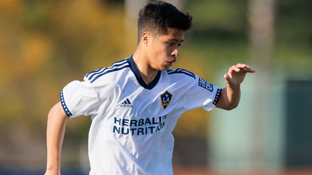 Mexicano Alex Alcalá firmará cinco años con Manchester City - ESPN