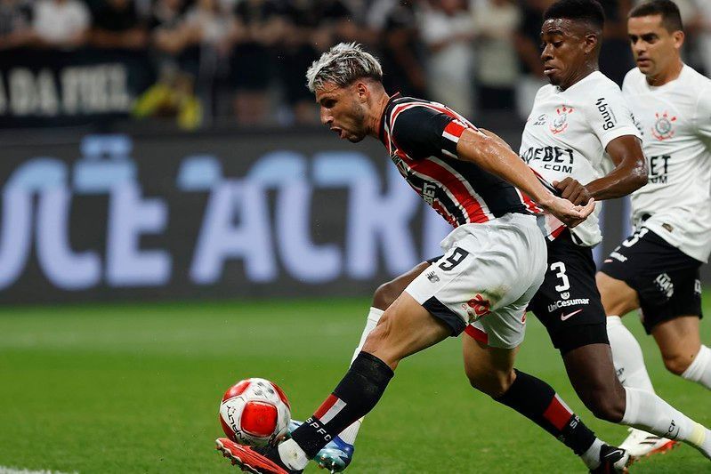Calleri parabeniza árbitro de Corinthians x São Paulo: 'Fazia tempo que ...
