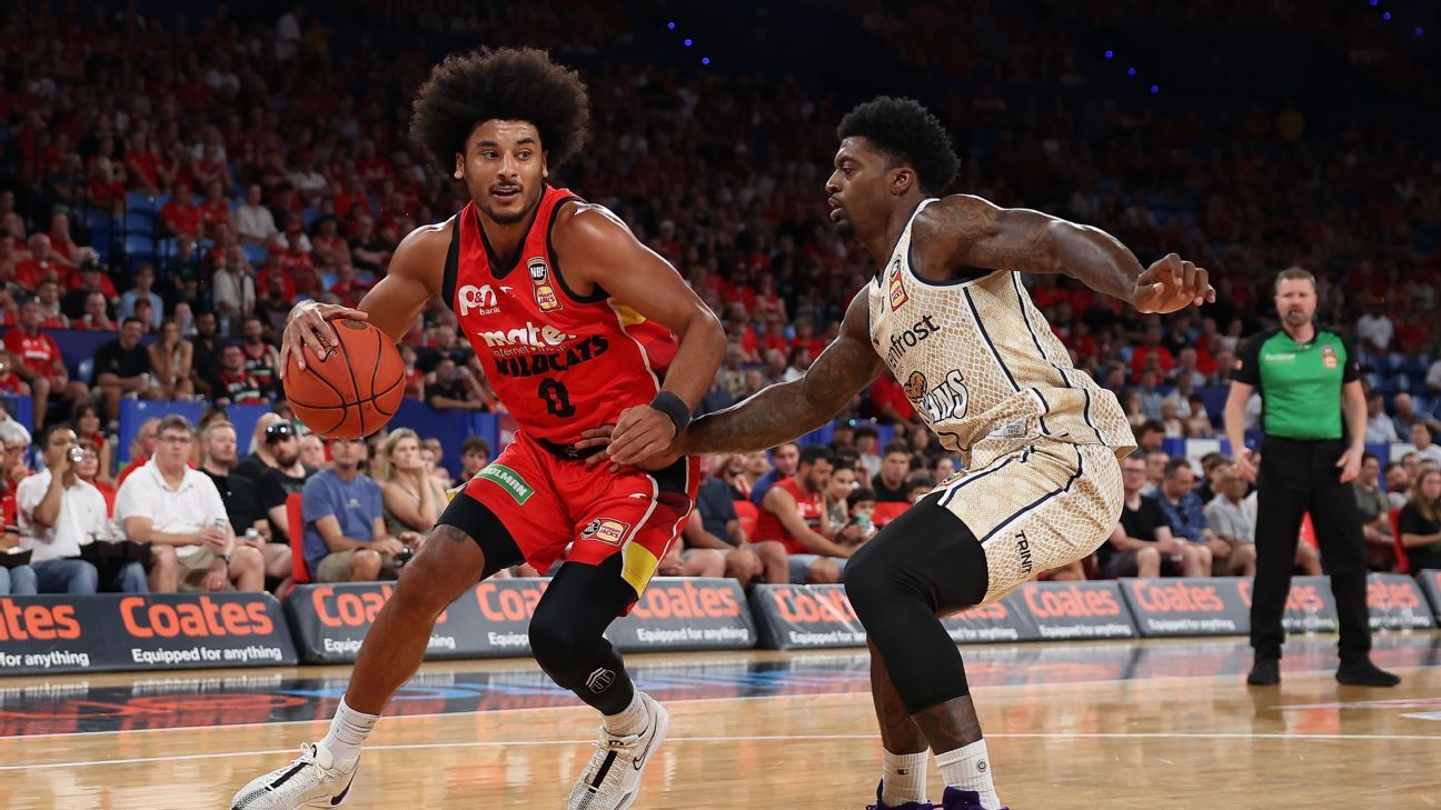 Wildcats lock in NBL top-two spot with win over Taipans - ESPN