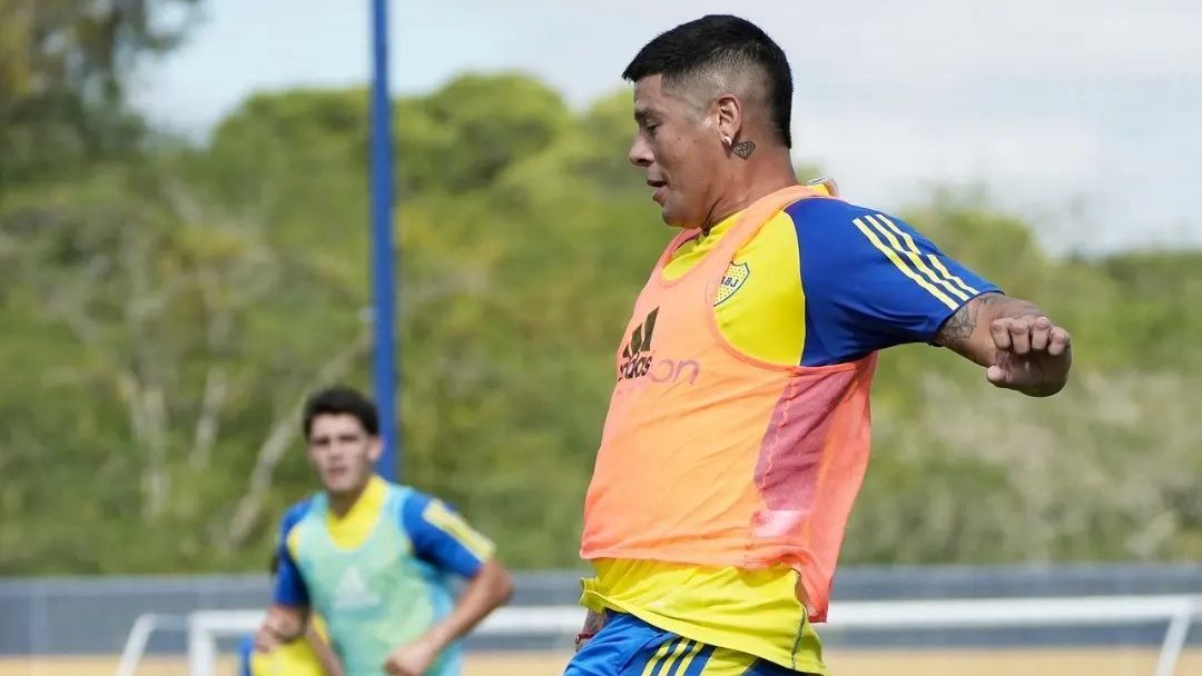 Rojo afirmó ser víctima de un ataque y reveló que Messi lo llamó para ...