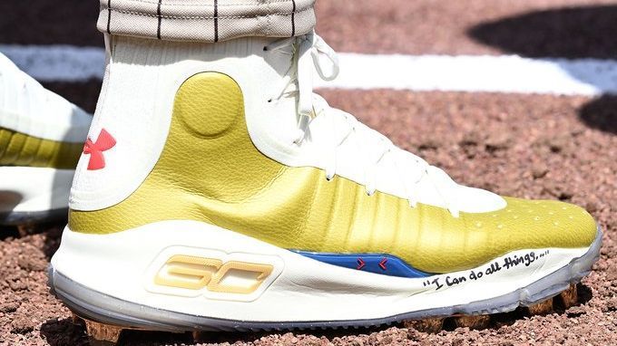 Padres' Fernando Tatis Jr. rocks custom Stephen Curry cleats - ESPN