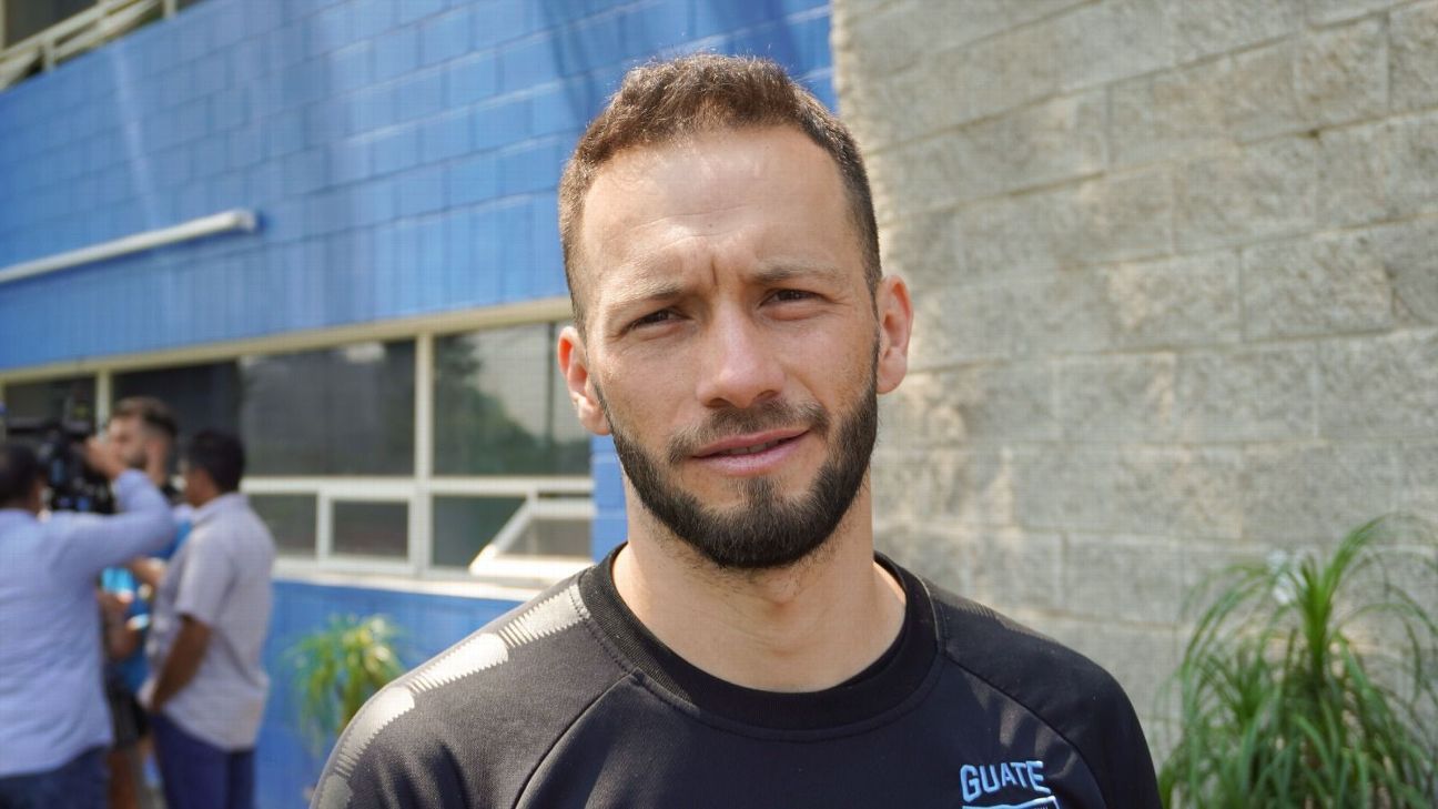 Kevin Moscoso: "Hagen es un portero de categoría, ha hecho las cosas ...