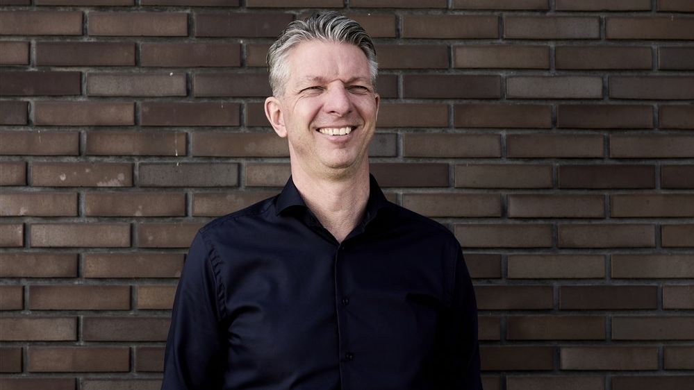 Hamstra laat roerige periode achter zich: ''Bij Ajax ontbrak het aan ...