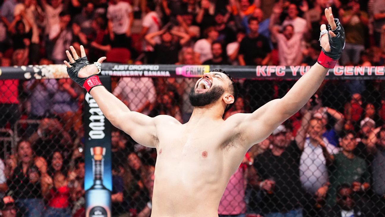 Dominick Reyes nocauteia no UFC Louisville e vence pela primeira vez ...