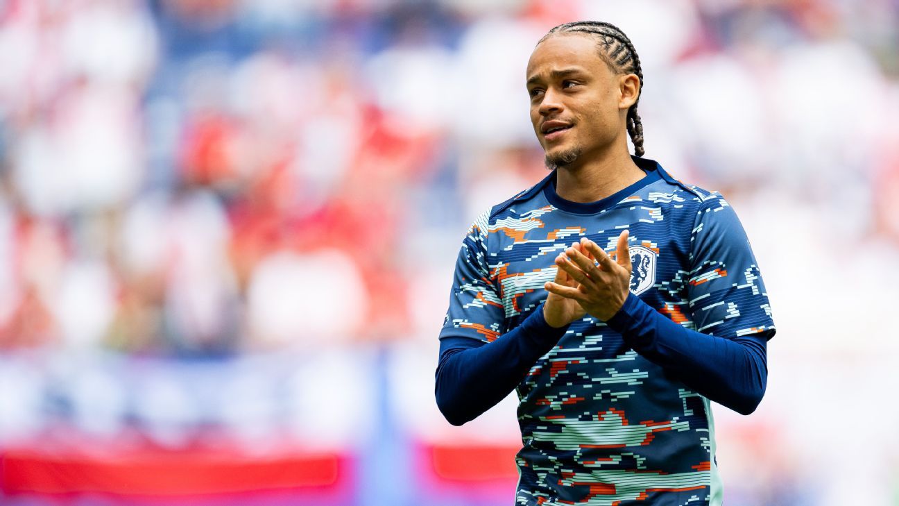 Transfer Talk: Man United look to add Simons - ESPN