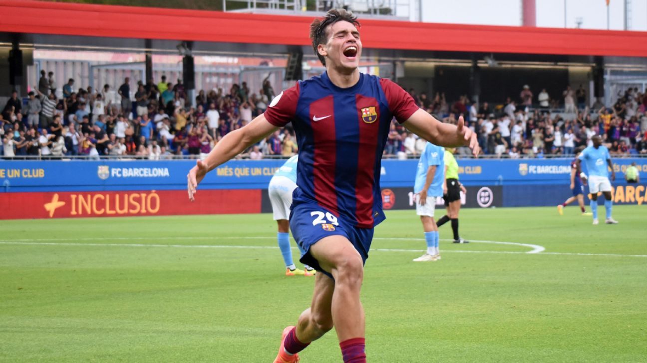 Chelsea sign teenage striker Marc Guiu from Barcelona - ESPN