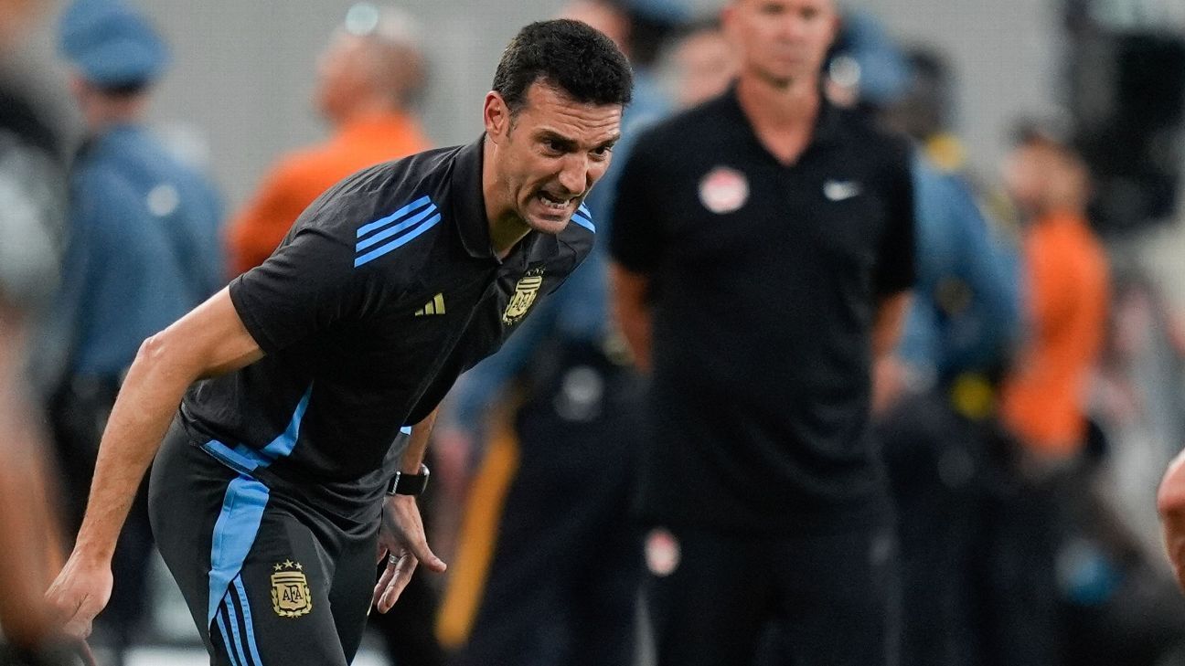 Scaloni se mostró orgulloso de los jugadores, habló de Messi, de Di ...