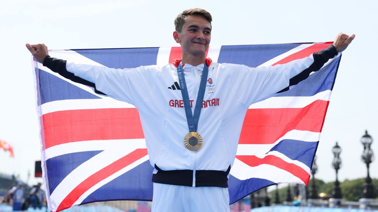 Olympics 2024: Team GB's Alex Yee wins men's triathlon gold - ESPN