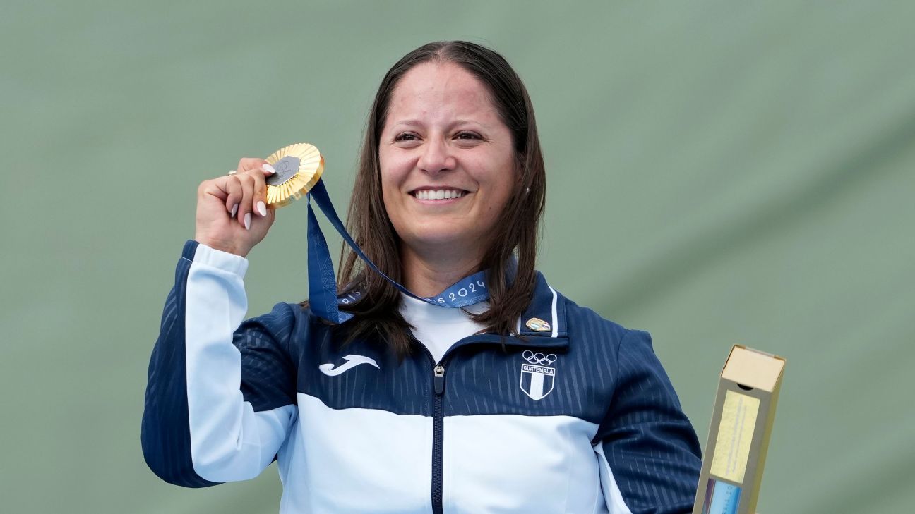 Adriana Ruano entra al listado de finalistas para el premio a mejor ...