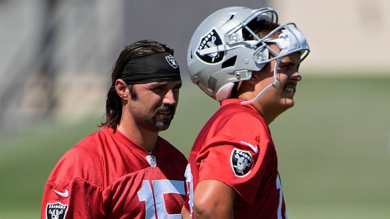 Minshew or O'Connell? Raiders still undecided at QB1 - ESPN