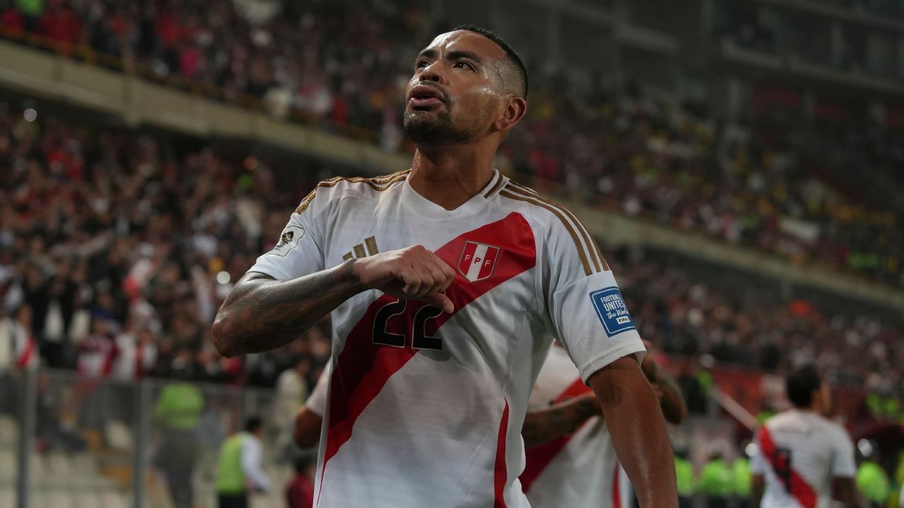 Alexander Callens apareció como delantero y anotó el 1-0 de Perú contra ...