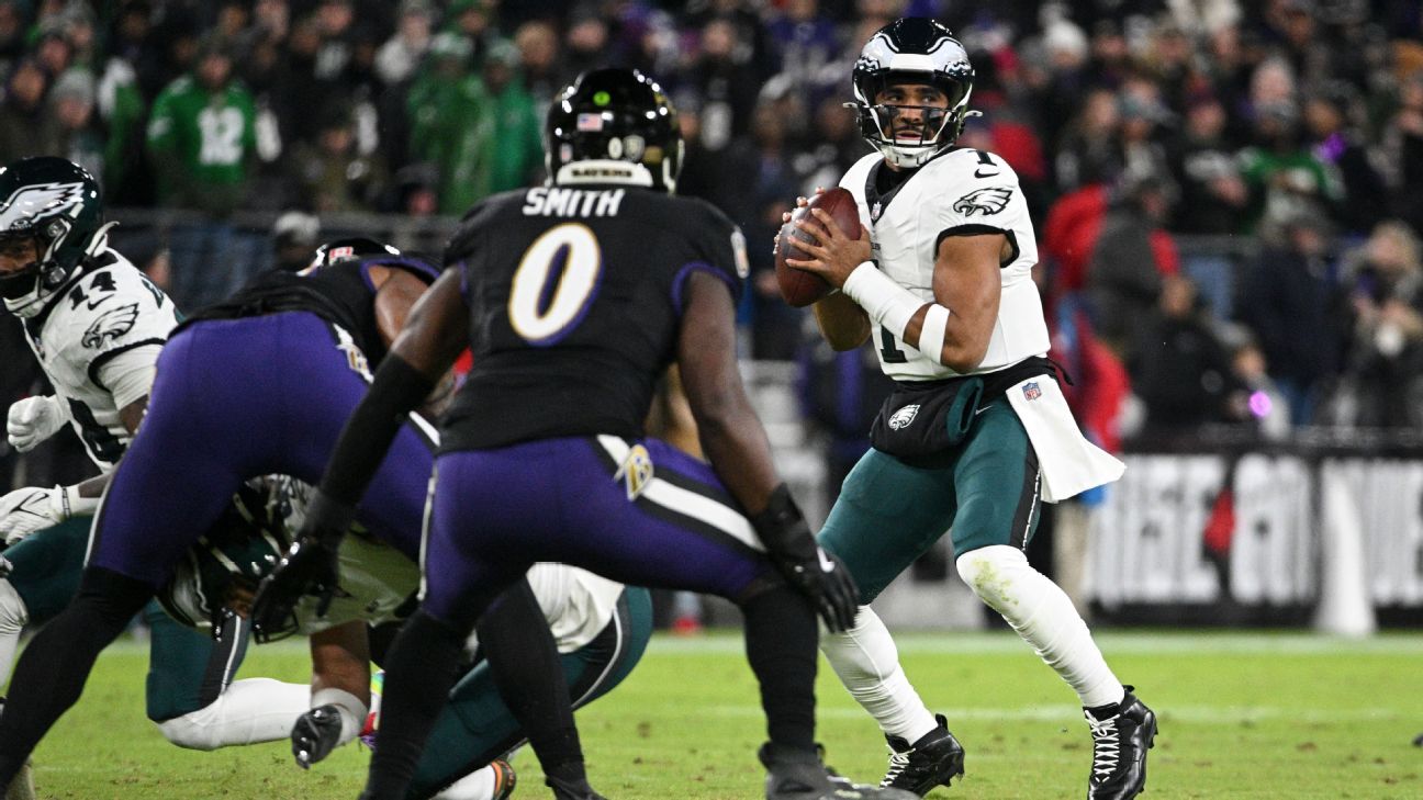 Eagles move ahead of Ravens with consecutive touchdown drives - ESPN
