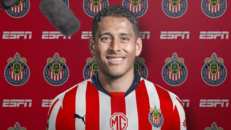 Chivas Sign Luis Romo for Clausura 2025 - Archysport