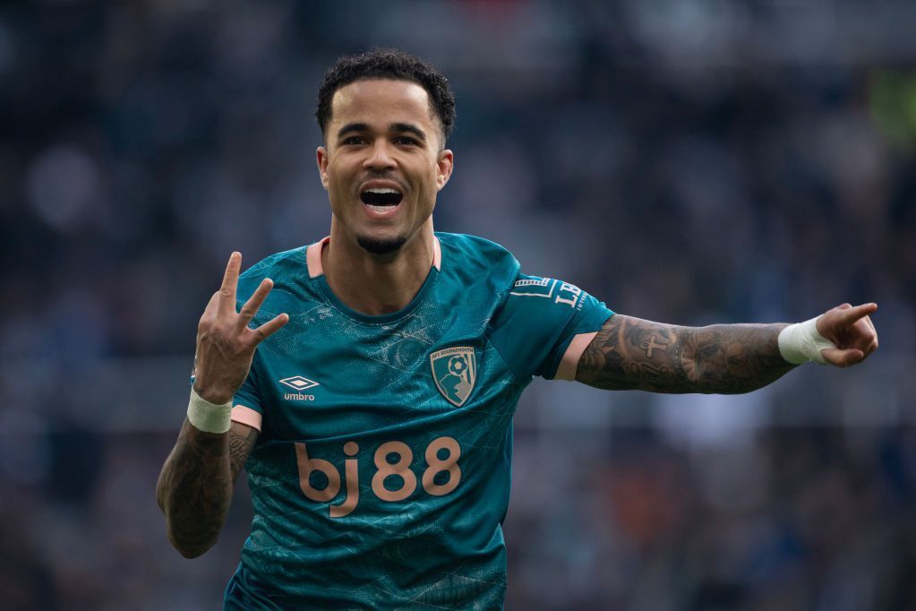 Justin Kluivert steps out of his father's great shadow: Moment of the ...