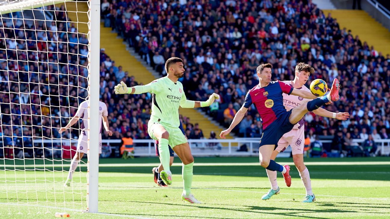 Lewandowski's acrobatic strike underlines his ageless wonder: Moment of ...