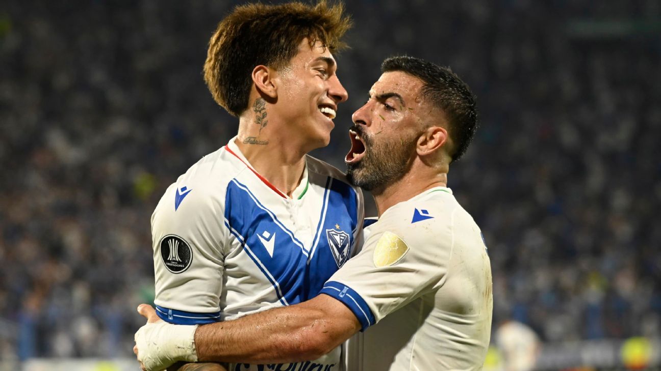 Vélez goleó a San Antonio Bulo Bulo y así selló la clasificación a ...