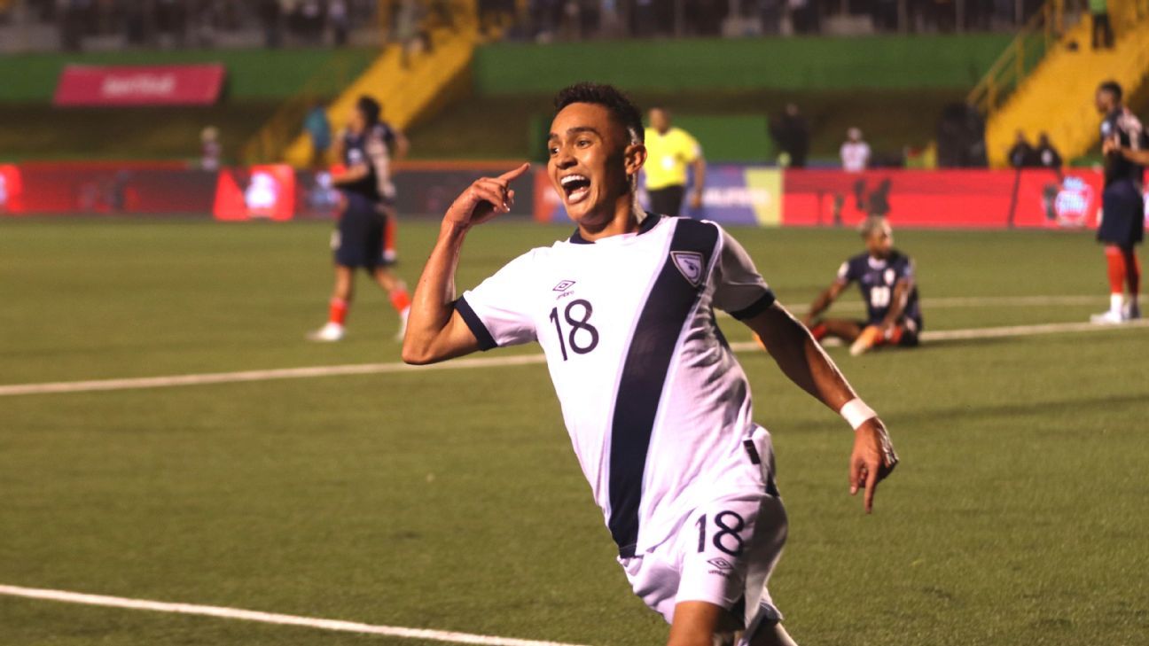 Oscar Santis vive una noche soñada y Guatemala clasifica a tercera ...