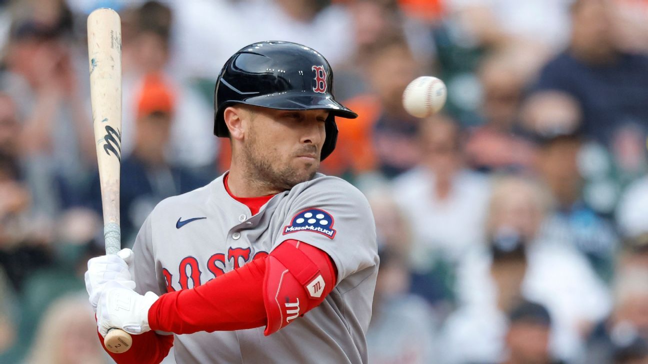 Alex Bregman, aún lejos de volver con Red Sox, inicia a correr - ESPN