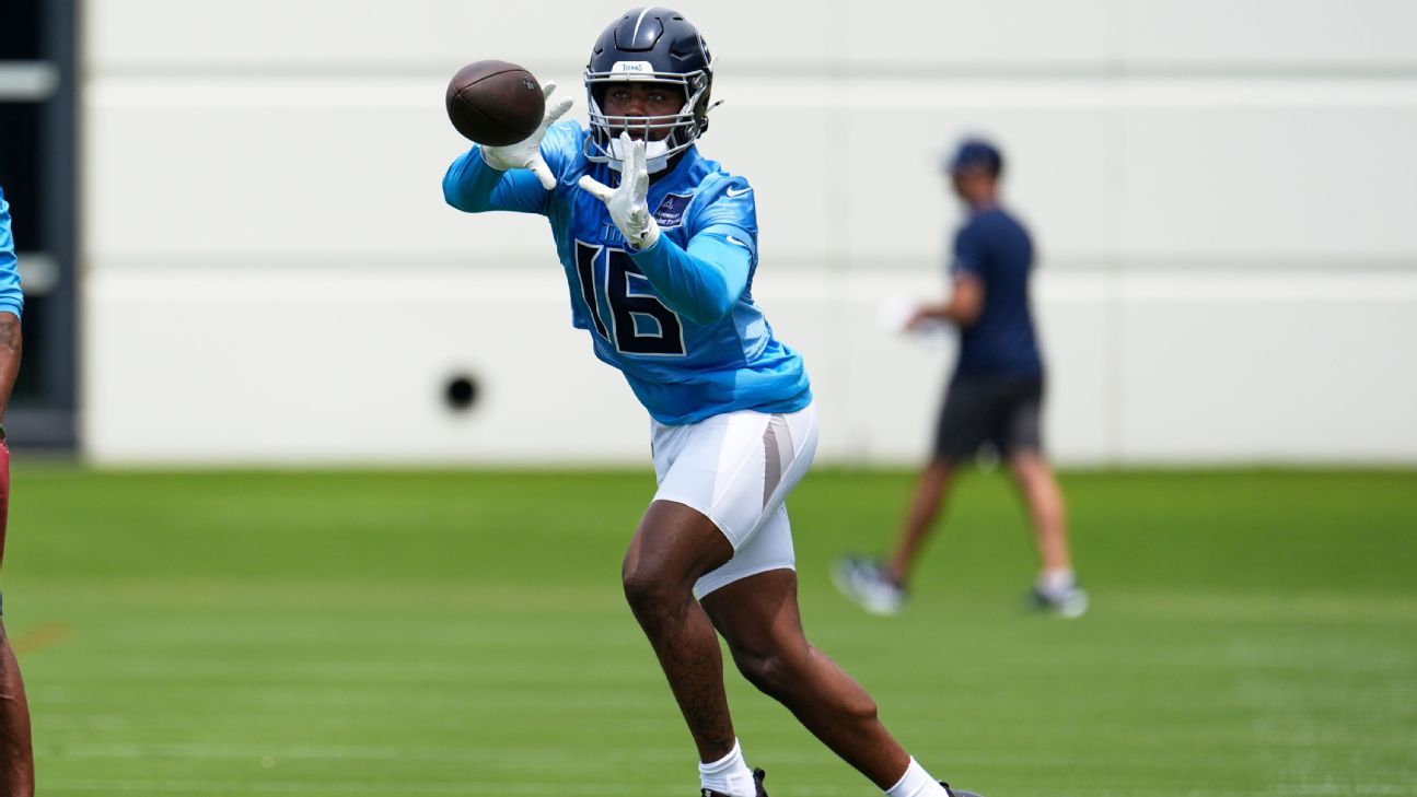 Titans perdieron por lesión al receptor abierto Treylon Burks - ESPN