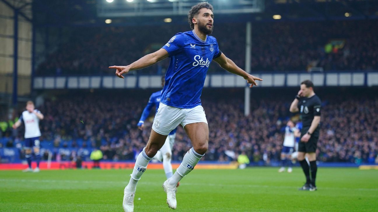 Calvert-Lewin despidió a su agente para acercarse al United - ESPN