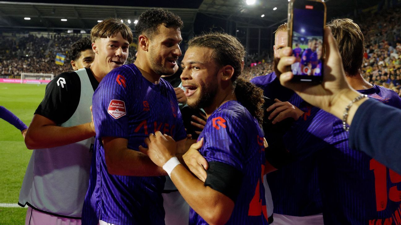 Jonge debutant scoort direct voor Willem II tegen Cambuur: "Denk dat ik ...