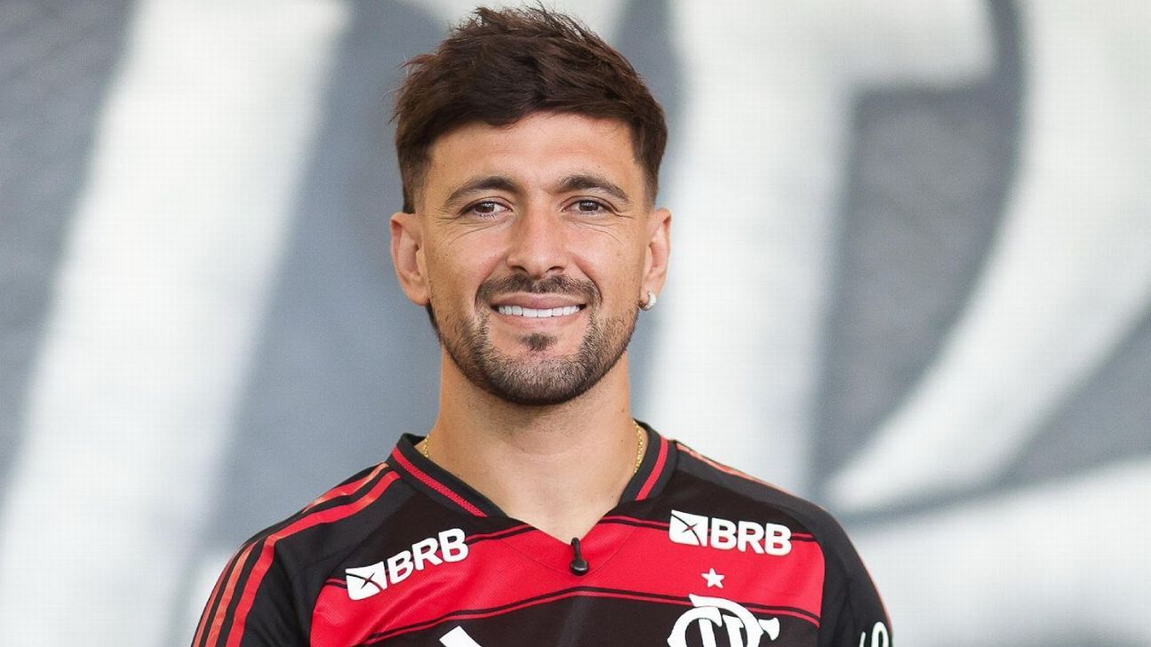 Giorgian De Arrascaeta ganó el premio al mejor jugador de agosto en el ...