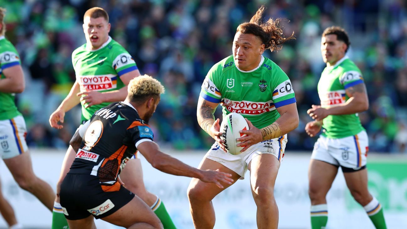 Viral kand new upon seeing Vicky's ad and decided to give