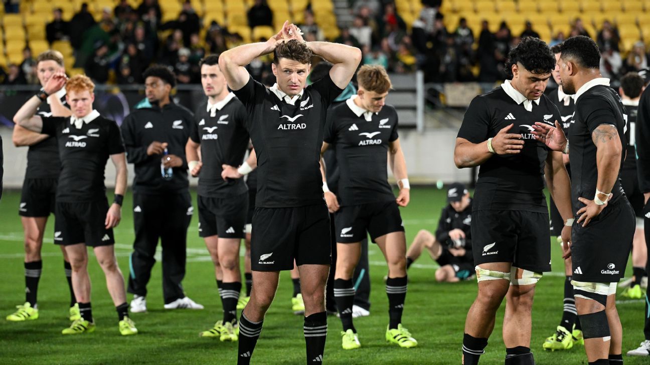 Robertson, All Blacks on the ropes, anymore unwanted history could be ...