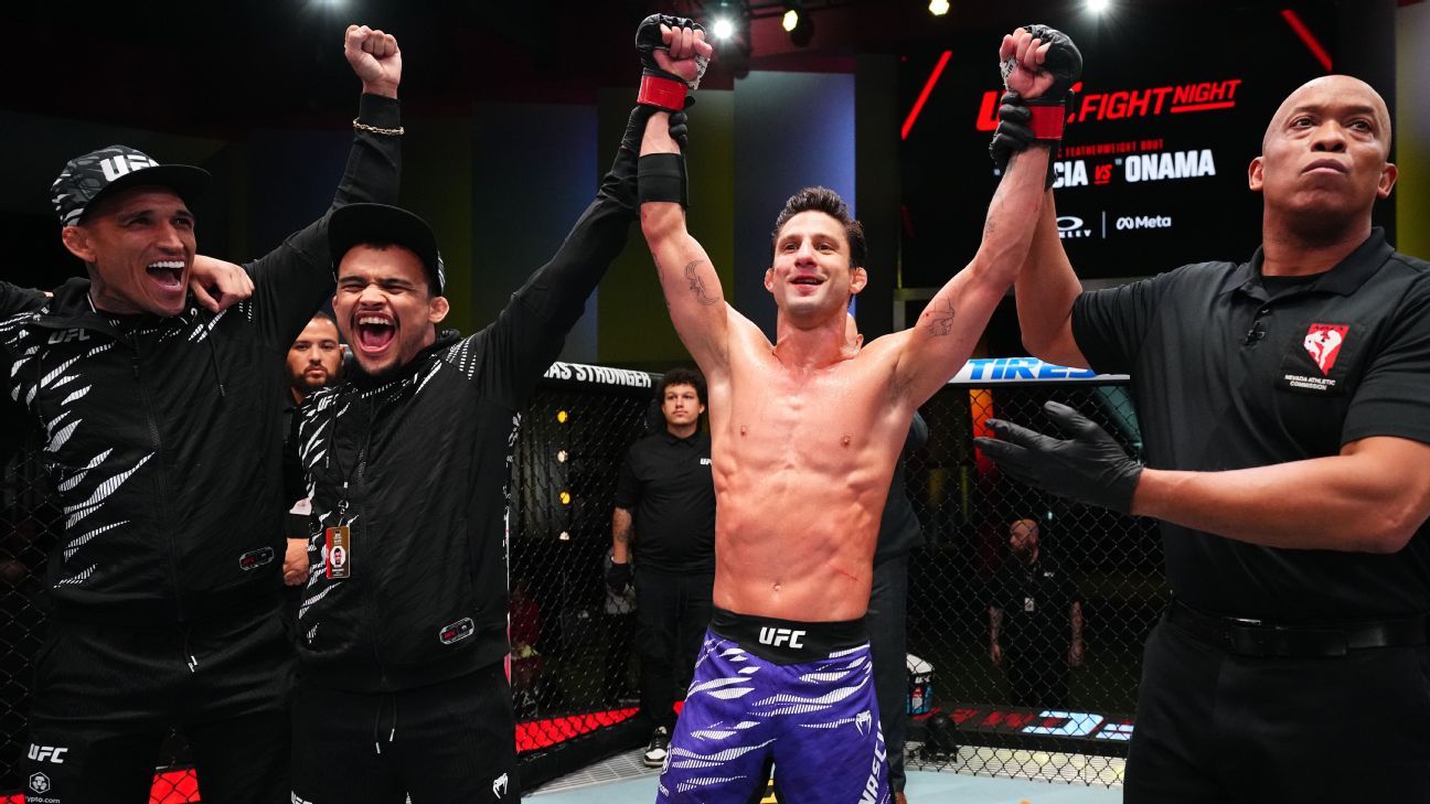 UFC Vegas 110: Com Charles do Bronx no corner, brasileiro finaliza Cody ...
