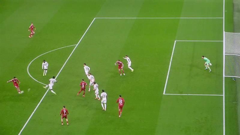 ¿Era penal? La mano de Tchouaméni que escandalizó a Anfield en ...