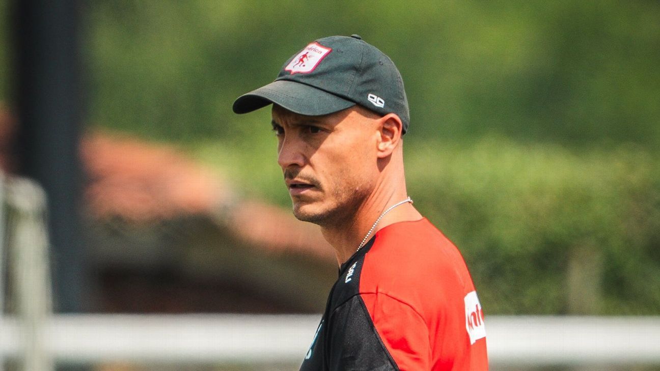 América: David González busca su '9' y espera "estar cerca" de ficharlo ...