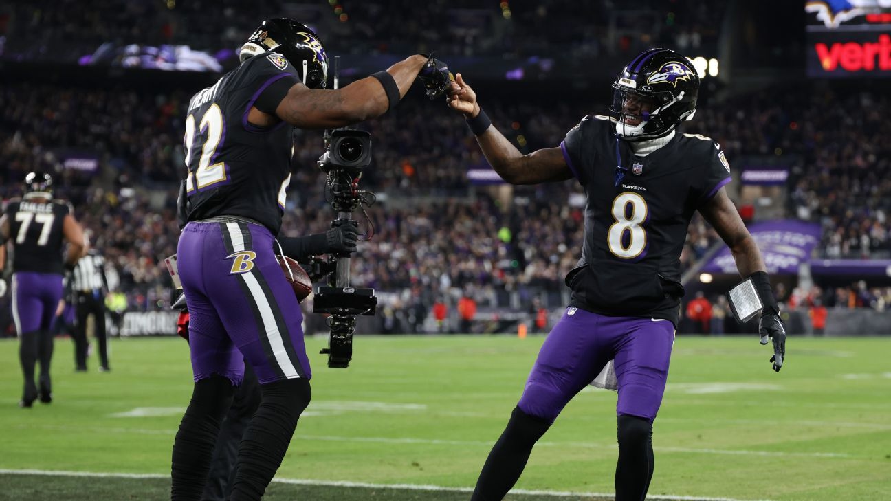 Week 16 NFL highlights: Best plays, moments, touchdowns - ESPN