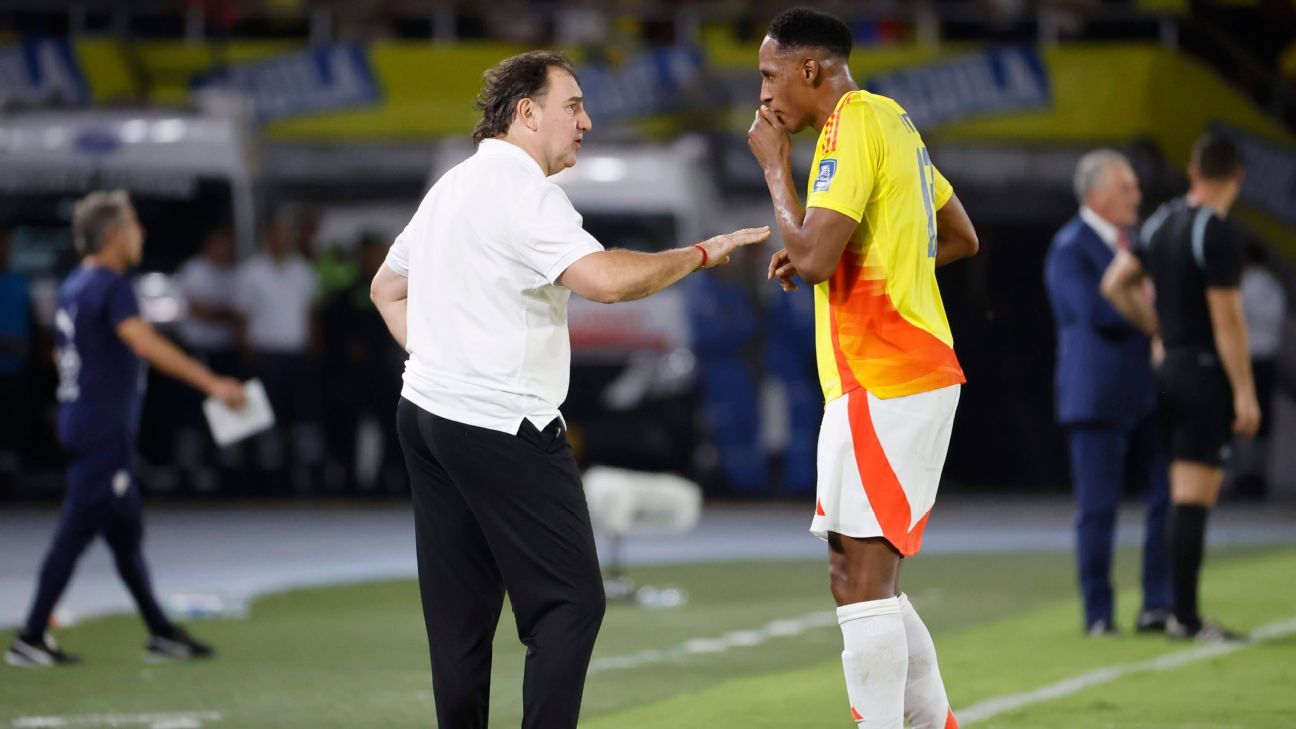 Lorenzo, top de 10 de técnicos de Selección de la IFFHS en 2025 - ESPN