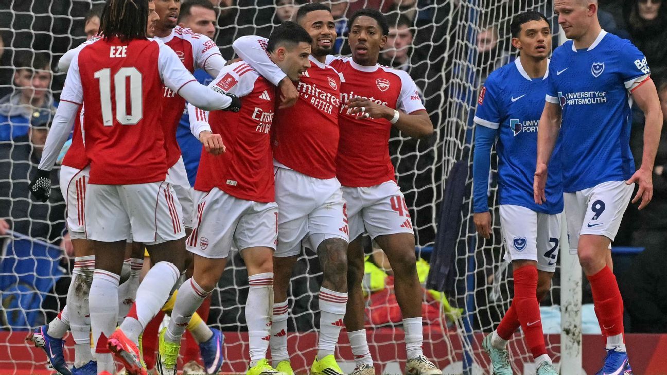 Dupla Gabriel Jesus-Martinelli faz chover em campo, Arsenal goleia e ...