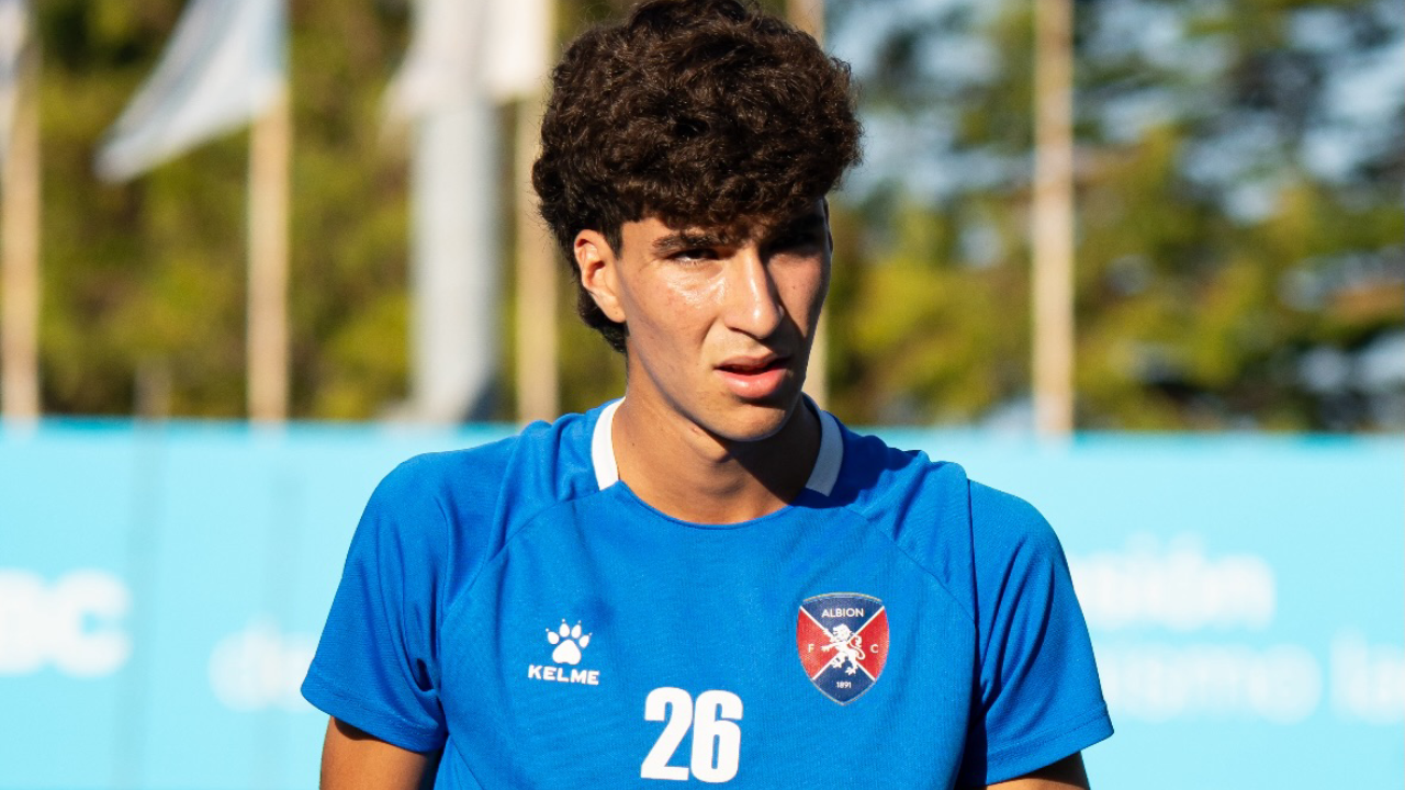 Franco Abreu debutó con gol en Albion, y contó que lo comparan más con ...