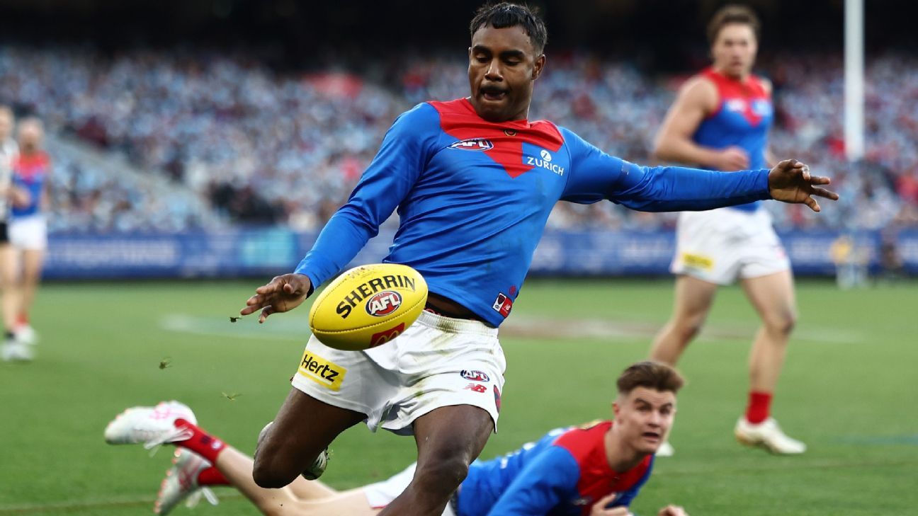 Demons star Kysaiah Pickett avoids ban, Magpie suspended - ESPN